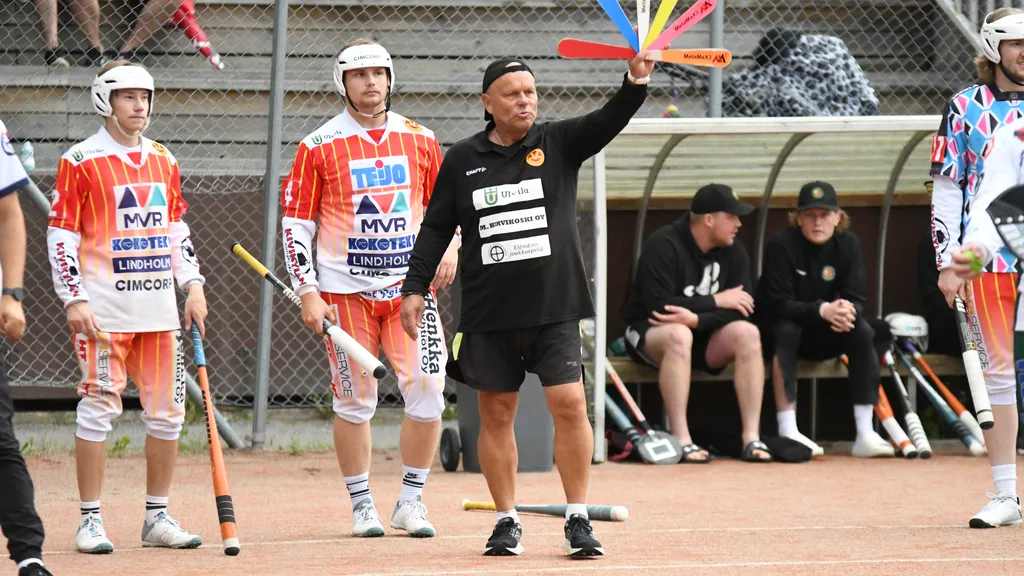 Bragge jatkaa miesten joukkueessa 1+1-vuotisella sopimuksella | US-UL